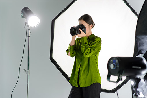 #1 Best photography academy in Surat - Max Media Academy